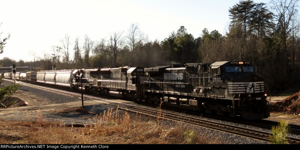 NS train #172 (Manifest) (New Orleans, LA - Linwood, NC) (pic 1)